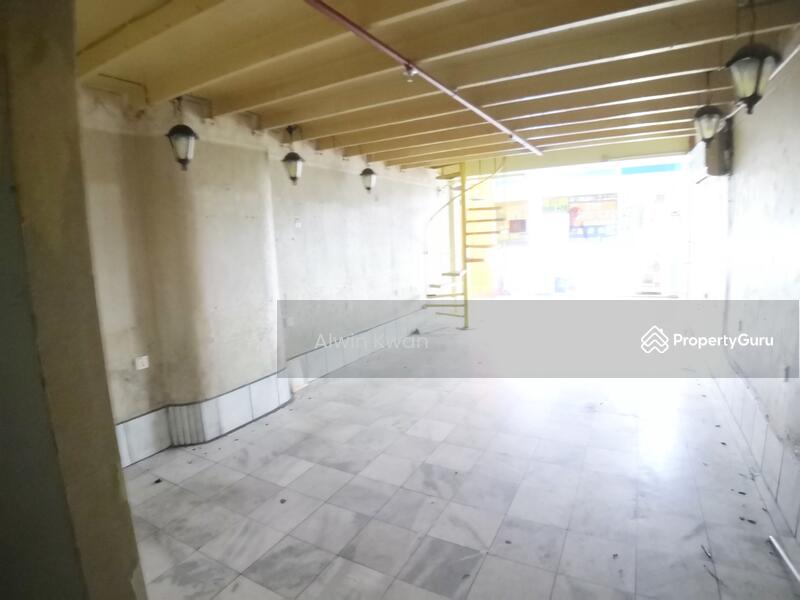 Yik Foong Shopping Complex, Jalan Laxamana, Kinta, Ipoh, Perak, 366 ...